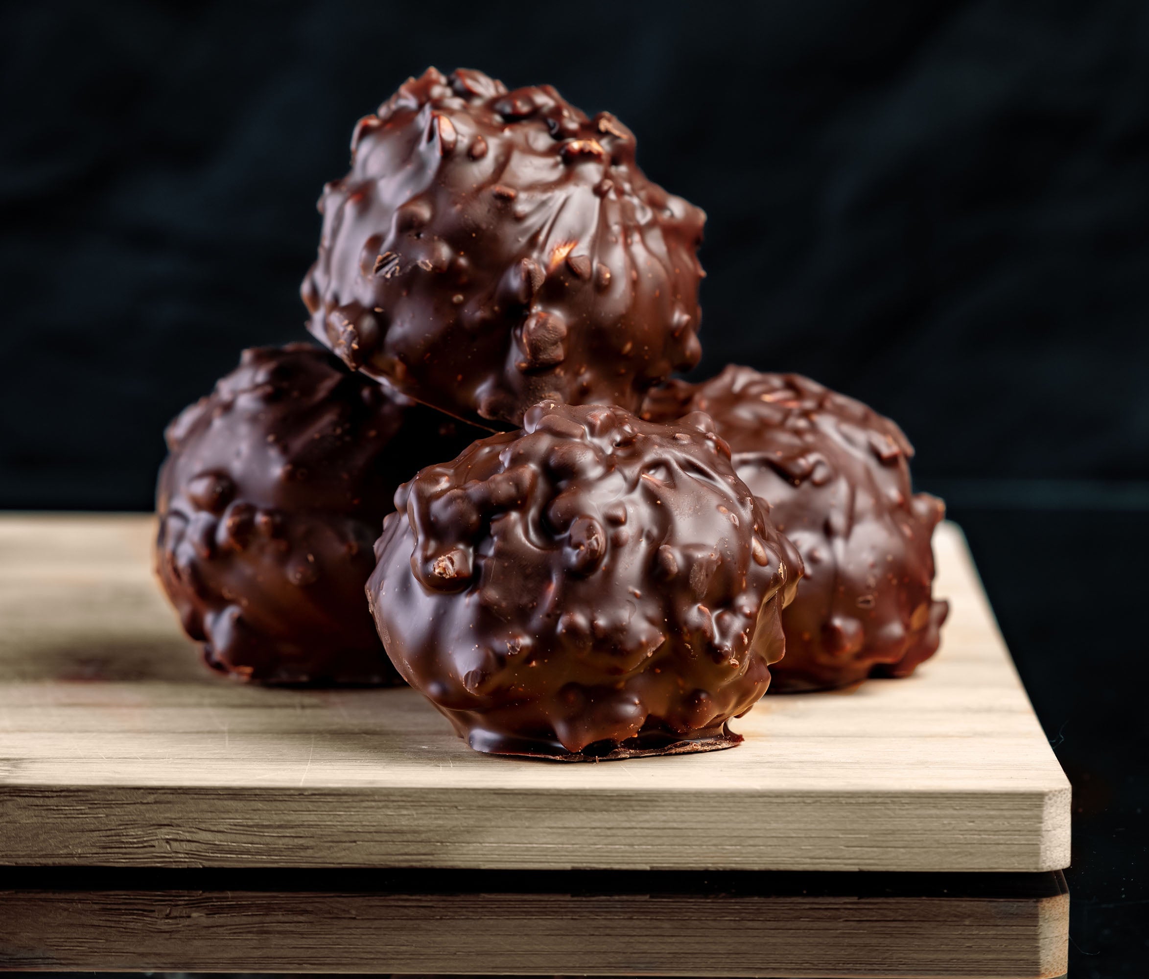 Keto Maple Walnut Truffles – ChocZero